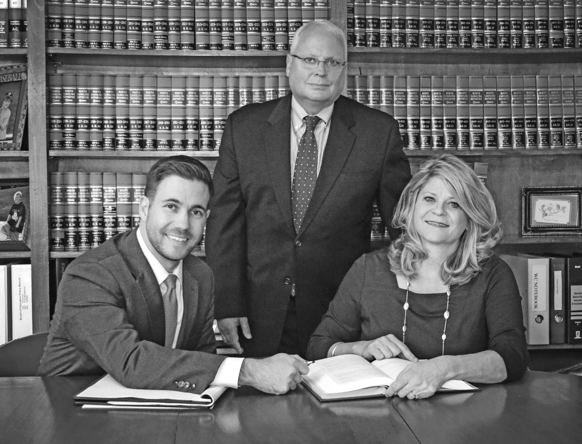 Local law firm will represent opioid possession defendants at no charge ...