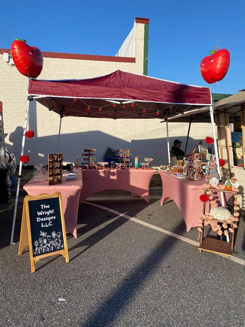 2022 Apple Festival has “Biggest crowd ever” – The Taylorsville Times